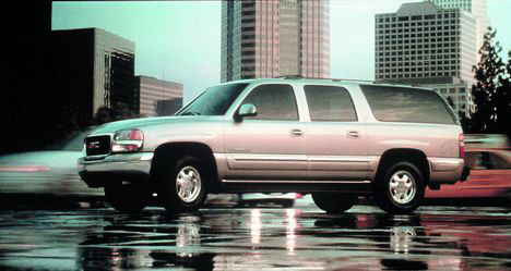 GMC Yukon (GMT800) 6.0 i V8 XL 2500 (324 Hp)